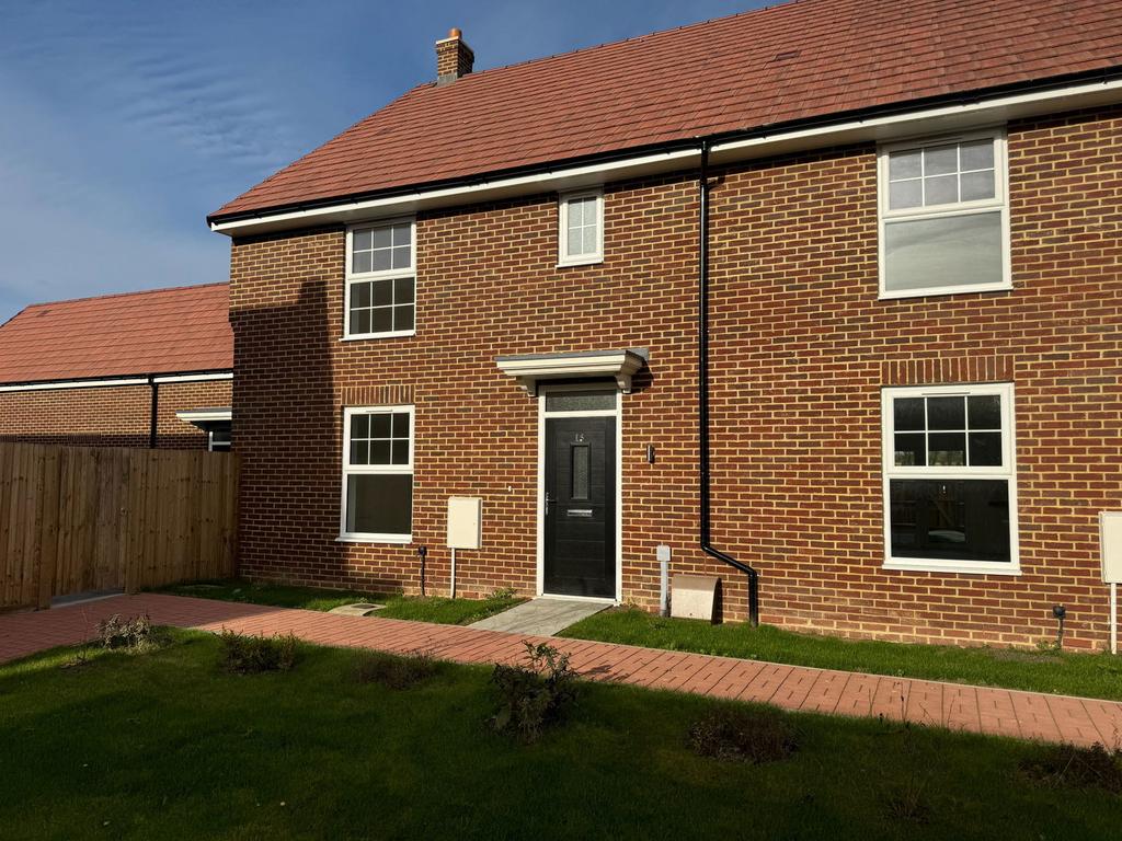 Plot 8 - Hoo Farm, Minster CT12 4JE 3 bed end of terrace house - £325,000