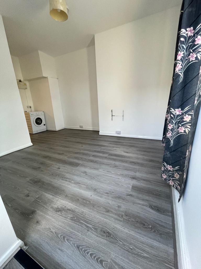 138b Lower Ashley Road, Bristol BS5 1 bed flat to rent - £800 pcm (£185 pw)