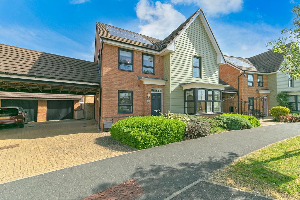Tiberius Drive, Fairfields, MK11 4 bed detached house for sale - £575,000