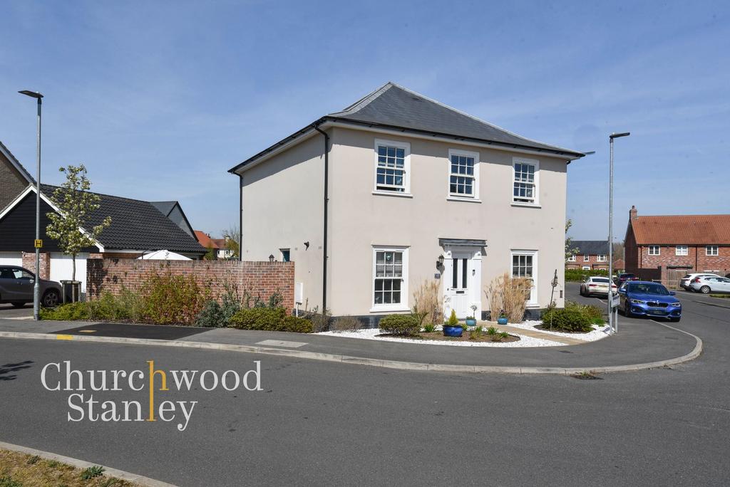 Forrester Road, Mistley, CO11 4 bed detached house for sale - £490,000