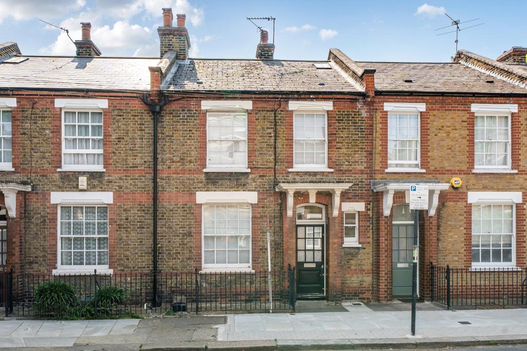Matthews Street, Battersea, London, SW11 2 bed terraced house - £850,000