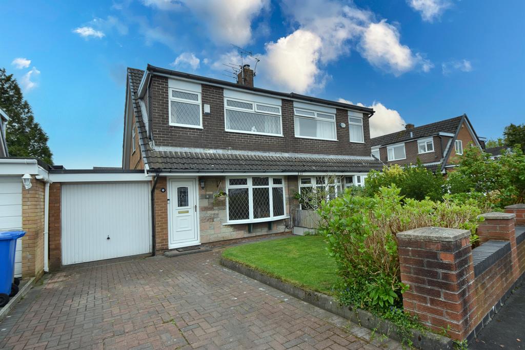 Caister Close, Flixton, M41 3 bed semi-detached house for sale - £325,000