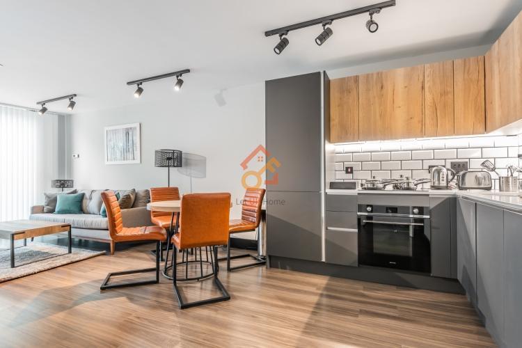 Newham's Yard, 153 Tower Bridge Road... 2 bed flat - £3,800 pcm (£877 pw)