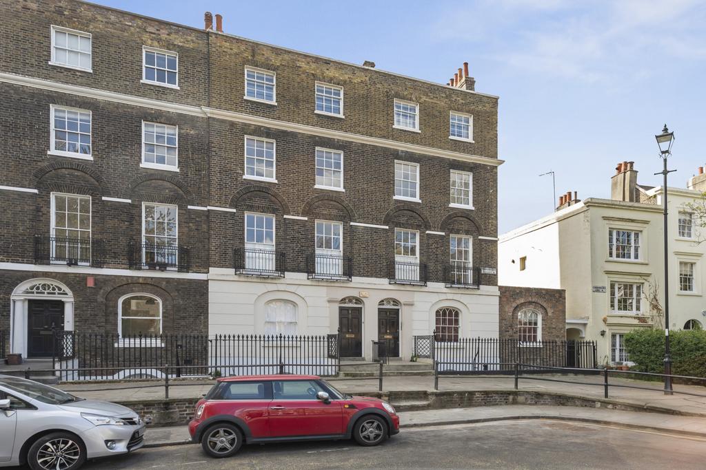 Canonbury Square, Islington, London, N1 2 bed apartment for sale - £850,000