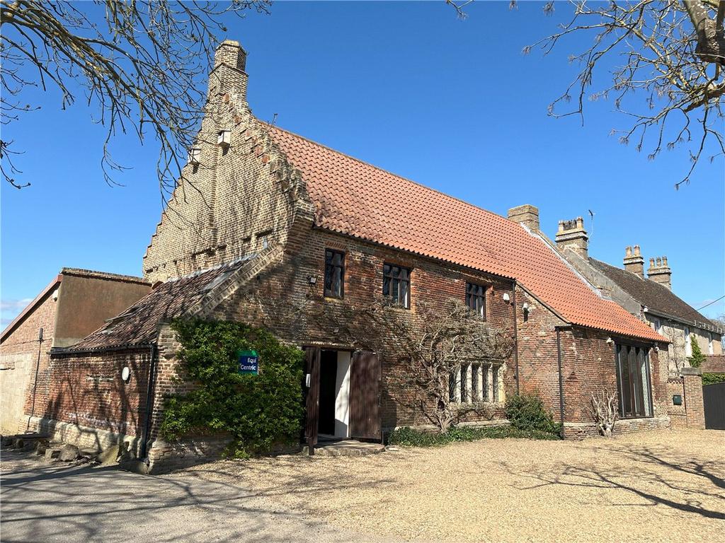 Tower Road, Little Downham, Ely... Barn conversion - £1,563 pcm (£361 pw)