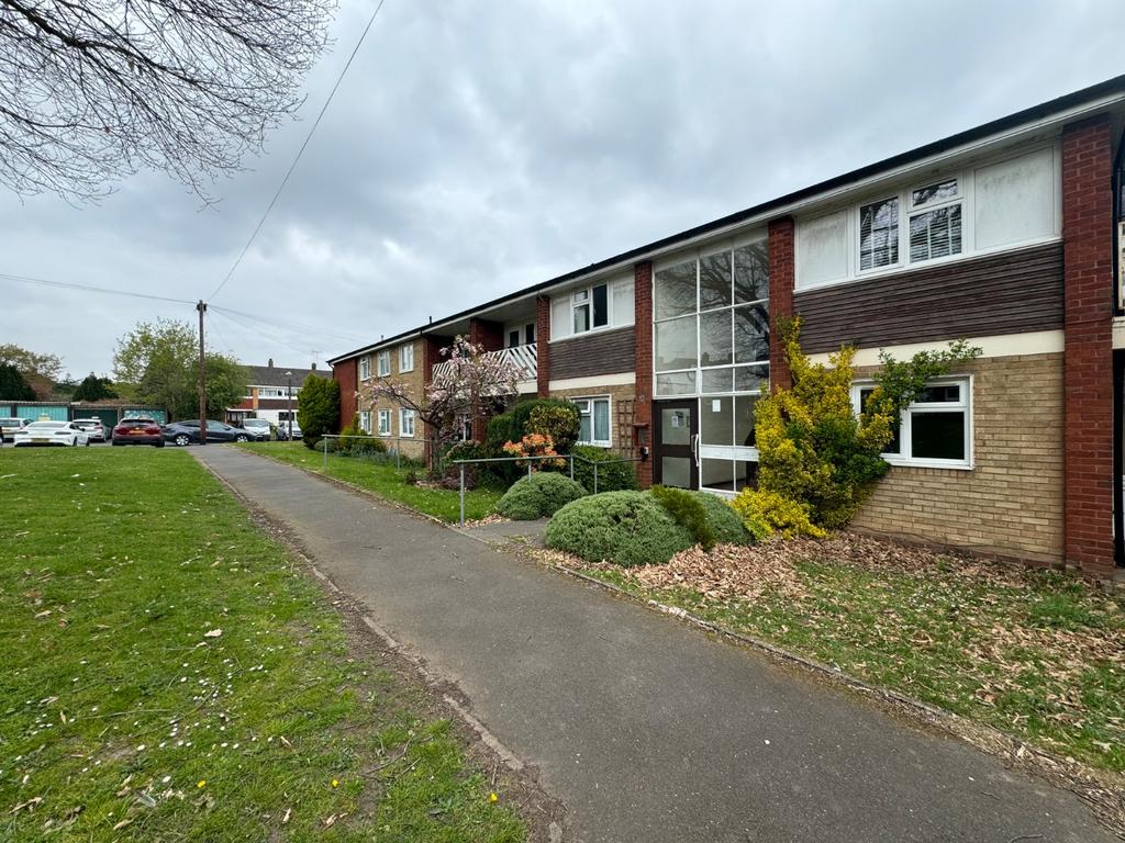 Warmley Close, Solihull, West... 1 bed flat - £850 pcm (£196 pw)