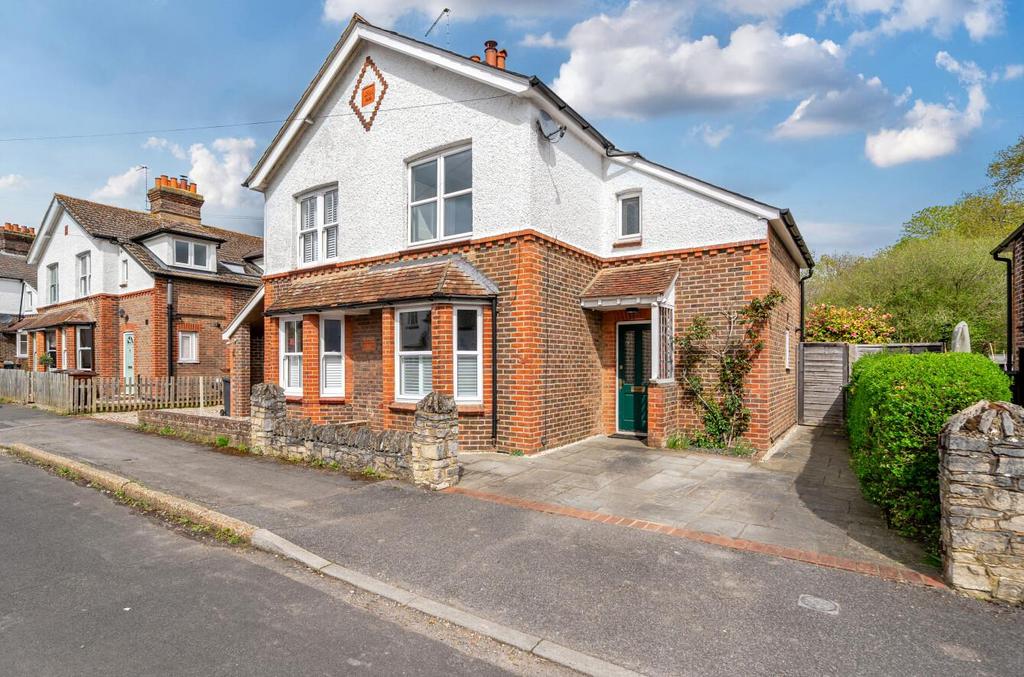 James Road, Peasmarsh, Guildford 2 bed semi-detached house for sale - £ ...