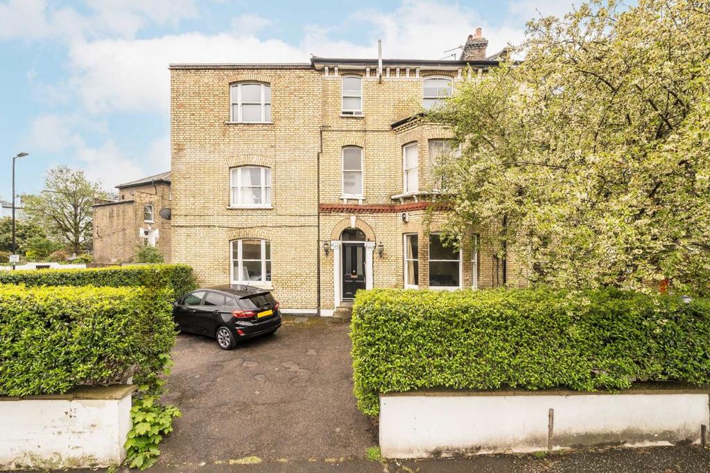 Union Road, London SW4 1 bed flat - £1,650 pcm (£381 pw)