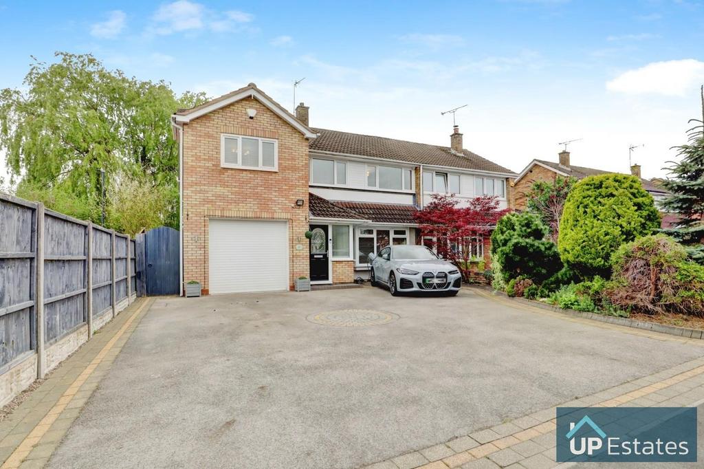 Fairway, Whitestone, Nuneaton 4 bed semi-detached house for sale - £400,000