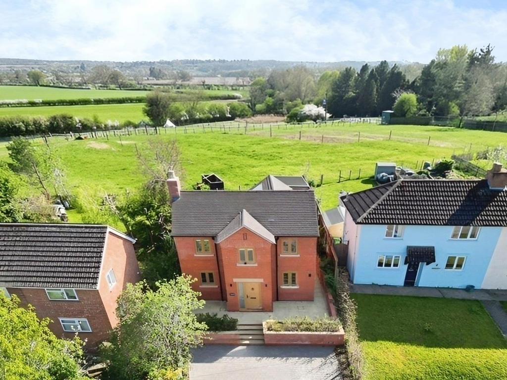 Ashorne 3 bed detached house for sale - £550,000