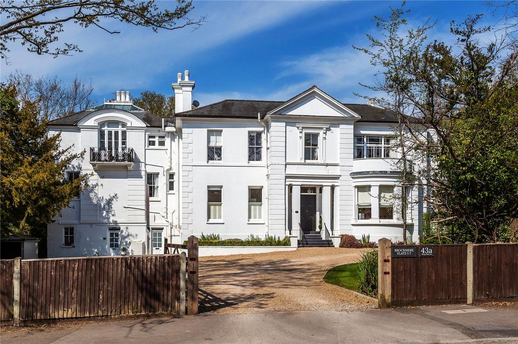 Wray Park Road, Reigate, Surrey, RH2 2 bed apartment for sale - £499,950