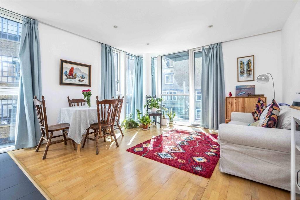 Times Square, London, E1 2 bed apartment for sale - £550,000