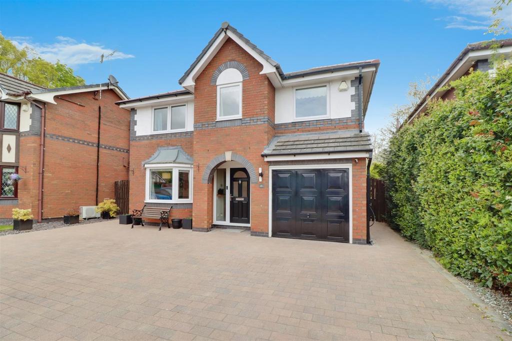 Mill Bridge Close, Crewe 4 bed detached house for sale - £365,000