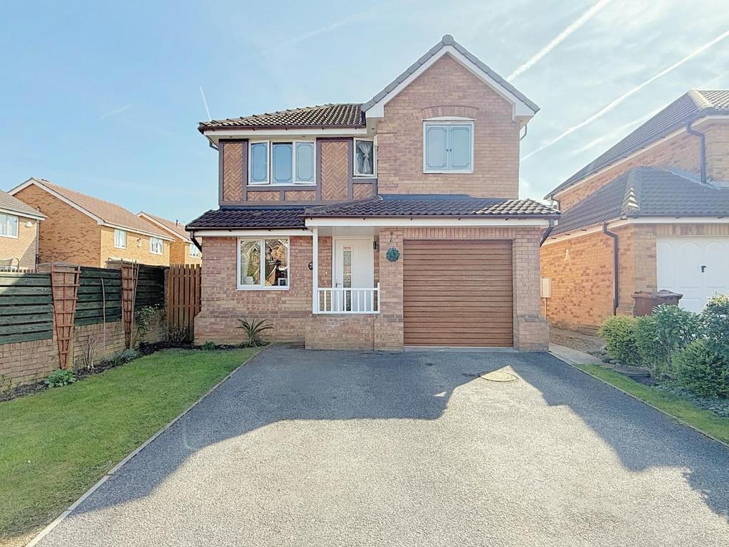 Swinnow Green, Pudsey, LS28 9AW 4 bed detached house for sale - £450,000