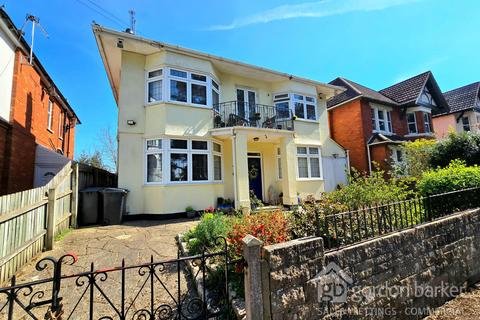 Meon Road, Boscombe East, Bournemouth 5 bed detached house - £630,000