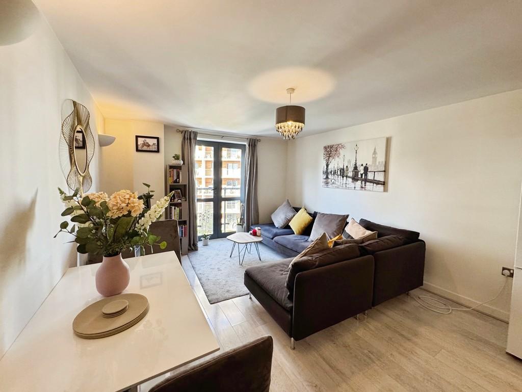 Velocity West 2 bed apartment - £210,000