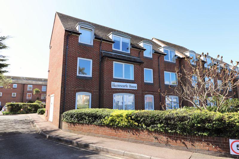 Goring Road, Goring-by-Sea 1 bed retirement property for sale - £120,000