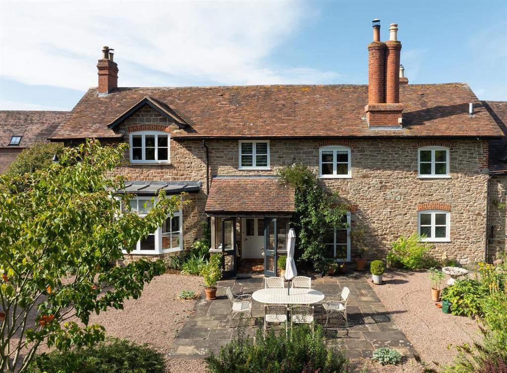 Monksbury Court, Monkhide, Ledbury... 4 bed character property - £875,000