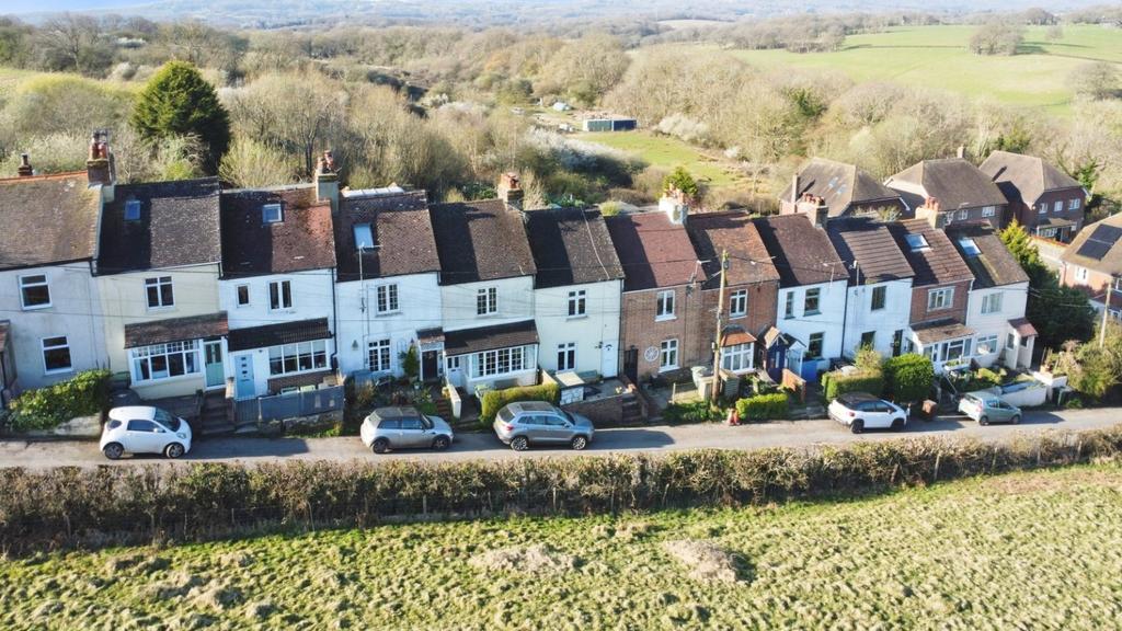 Doleham Cottages, Guestling TN35 2 bed terraced house for sale - £255,000