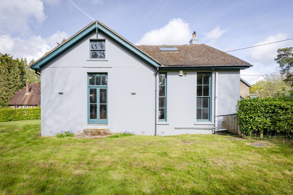 Plumtree Cross Lane, Itchingfield... 1 bed detached house for sale - £ ...