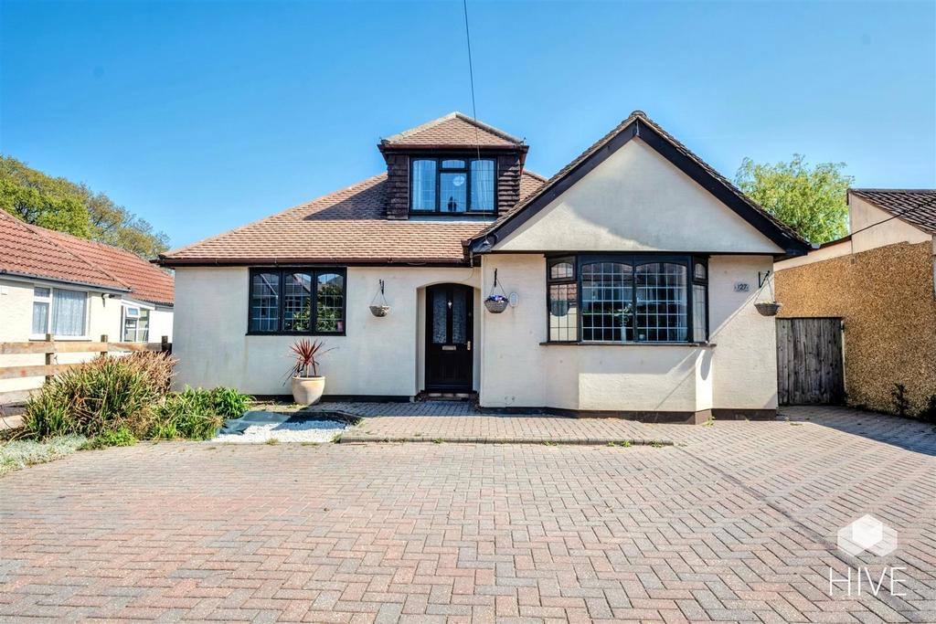 Wareham Road, Wimborne BH21 4 bed detached house - £550,000