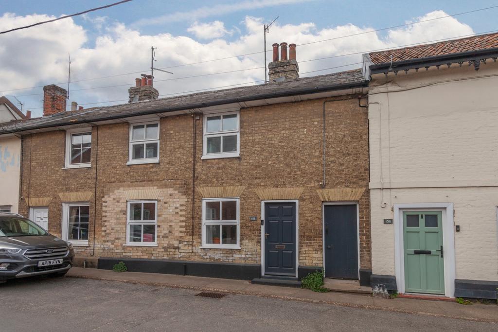 High Street, Wickham Market, IP13 0QY 3 bed cottage - £275,000