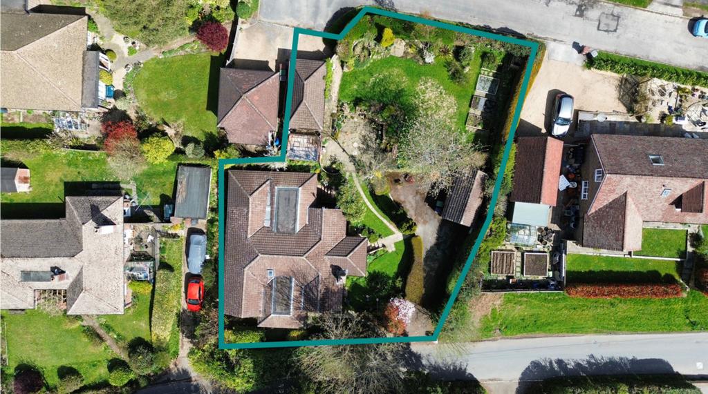 Yew Tree Lane, Rotherfield, TN6 4 bed bungalow for sale - £725,000