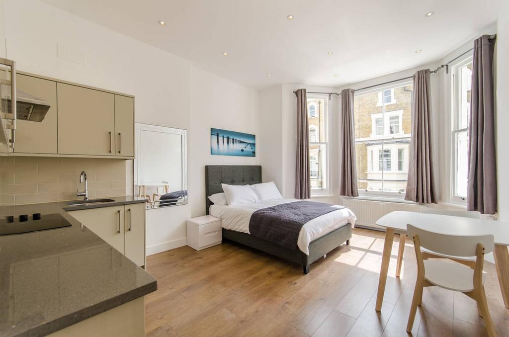 Nevern Place, Earls Court, London, SW5 Studio to rent - £2,015 pcm (£ ...