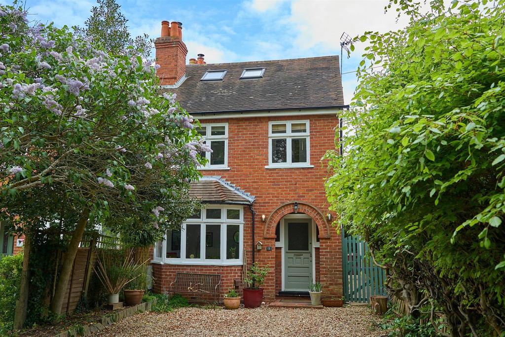 Gravel Hill, Emmer Green, Reading 3 bed semi-detached house for sale ...