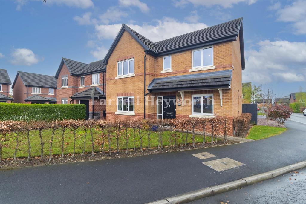 Riversleigh Way, Preston PR4 4 bed detached house - £319,995
