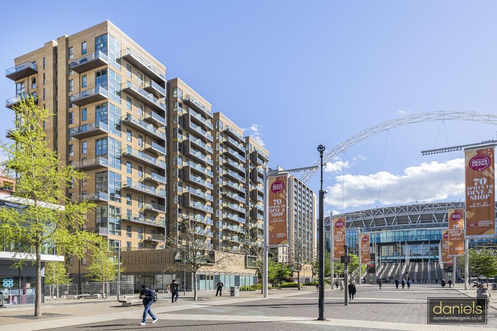 Olympic Way, Wembley 1 bed apartment for sale - £410,000