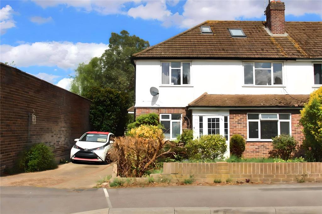 Verona Drive, Surbiton, KT6 2 bed maisonette for sale - £385,000