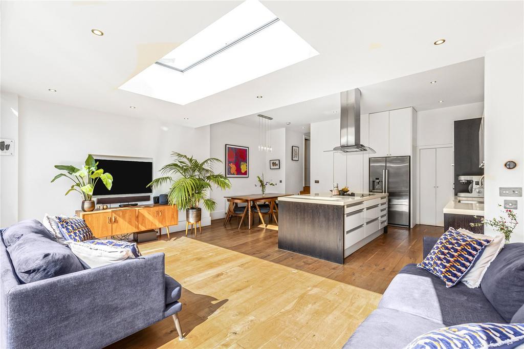 Sheen Lane, East Sheen, London, SW14 4 bed semi-detached house for sale ...
