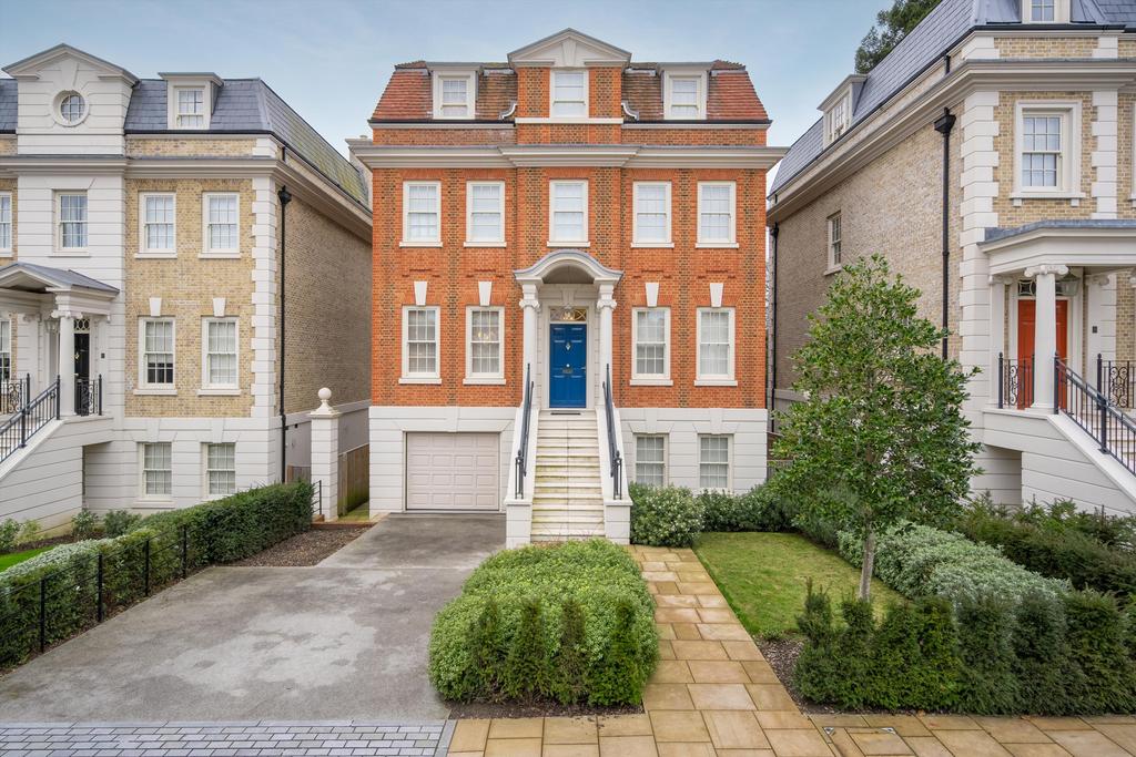 King John Square, Englefield Green... 5 bed detached house for sale - £ ...