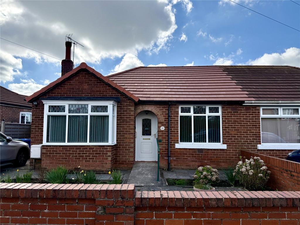 Applegarth Lane, Bridlington, East... 2 bed bungalow for sale - £149,995