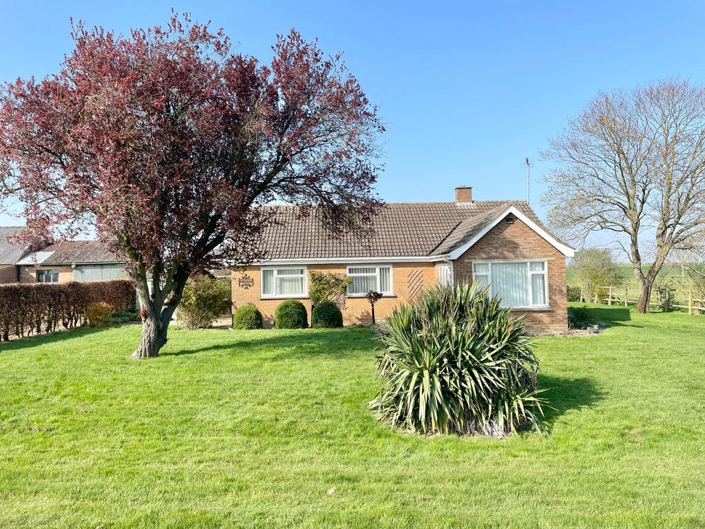 Whitemoor Road, March 3 bed detached bungalow - £450,000