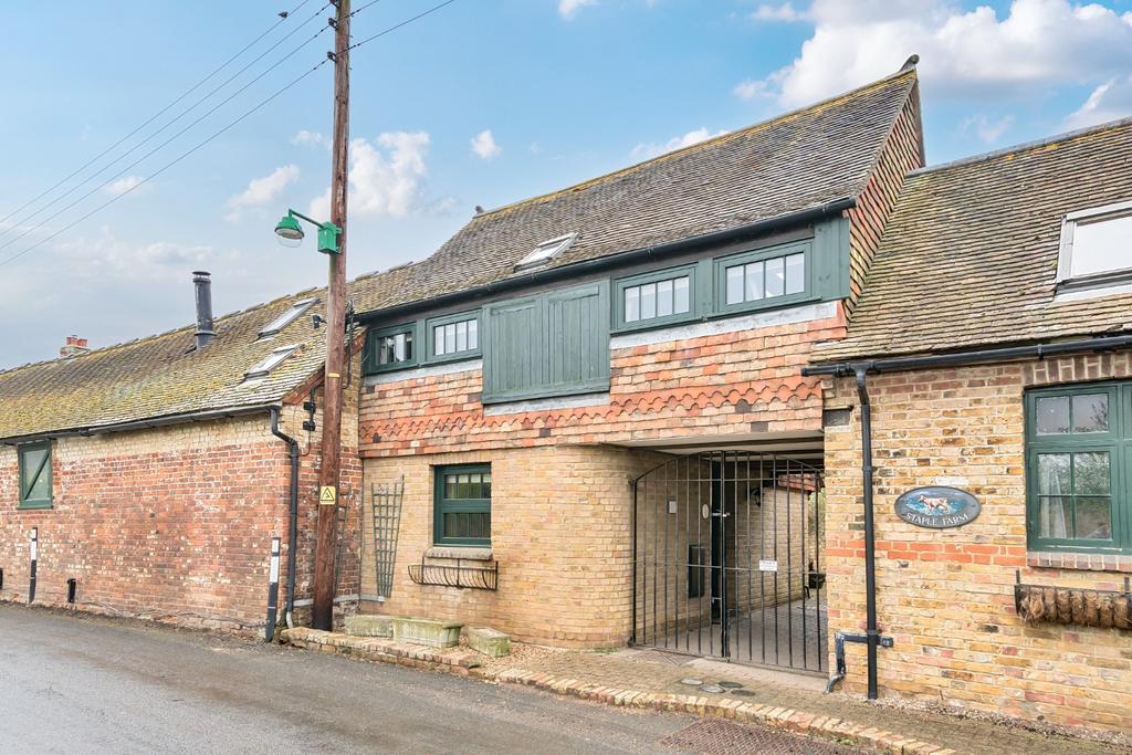 Durlock Road, Staple, Canterbury... 2 bed barn conversion - £325,000