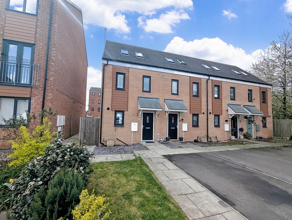 St. Aloysius View, Hebburn, NE31 3 bed end of terrace house for sale ...