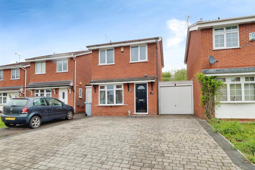 Sheringham Drive, Coppenhall, Crewe 2 bed house - £190,000