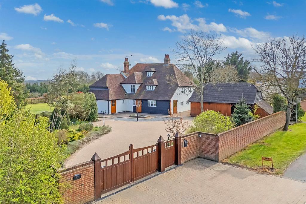 Nine Ashes Road, Nine Ashes, Ingatestone 4 bed detached house for sale ...