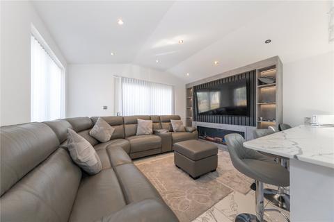 Houses for sale in Stopsley | OnTheMarket
