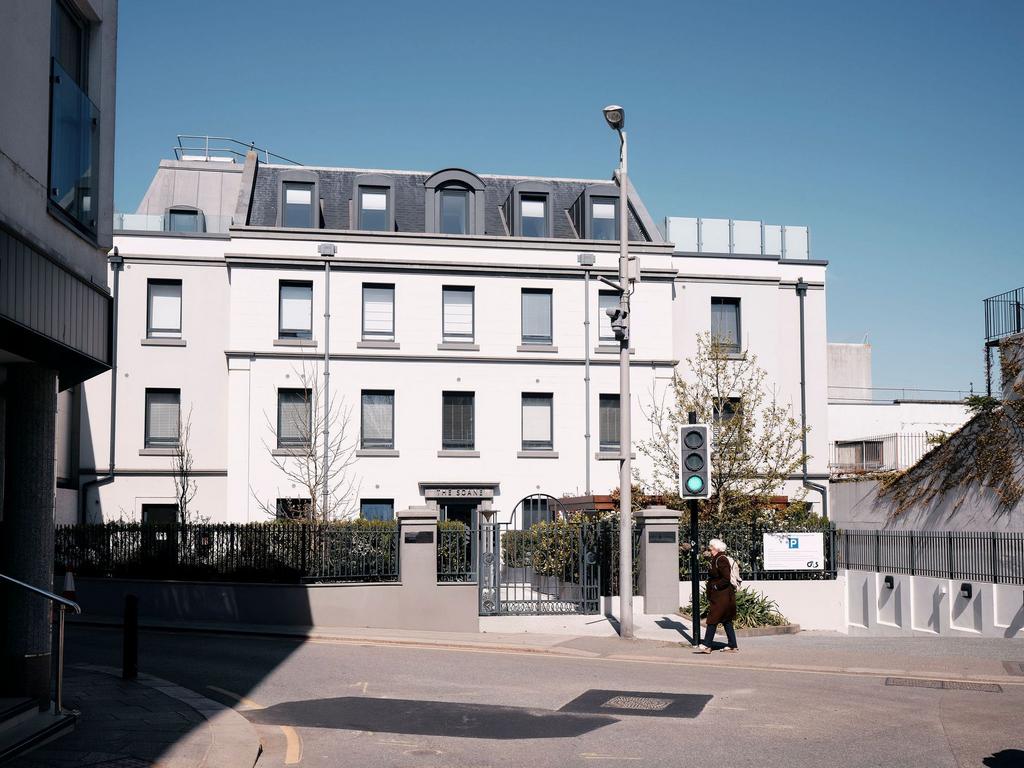 La Colomberie, Jersey JE2 2 bed apartment - £495,000