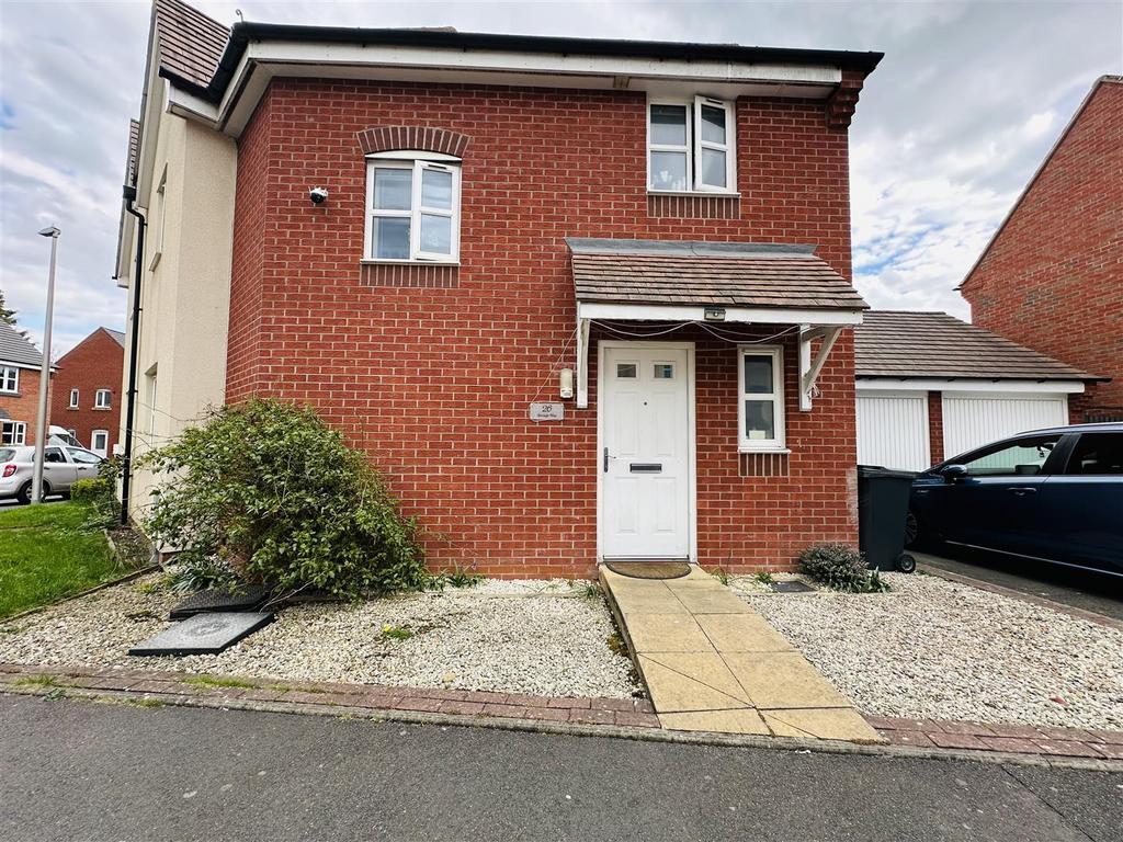 Borough Way, Nuneaton, CV11 5JN 3 bed house - £1,150 pcm (£265 pw)