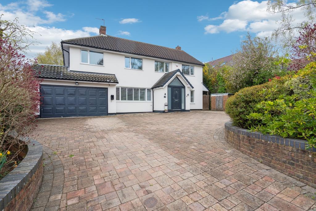 The Mount, Rickmansworth, WD3 6 bed detached house for sale - £1,895,000