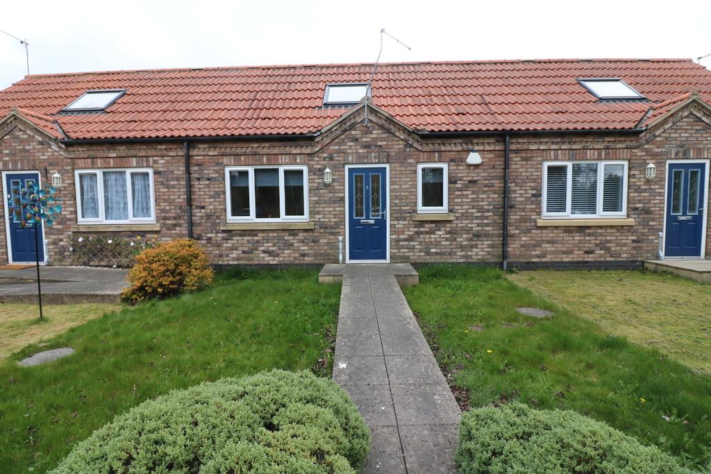 The Acorns, Gilberdyke 2 bed terraced house - £695 pcm (£160 pw)