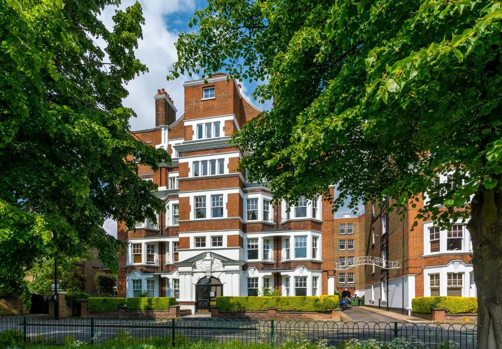 Sutton Lane North, Chiswick, London, W4 2 bed flat - £3,500 pcm (£808 pw)