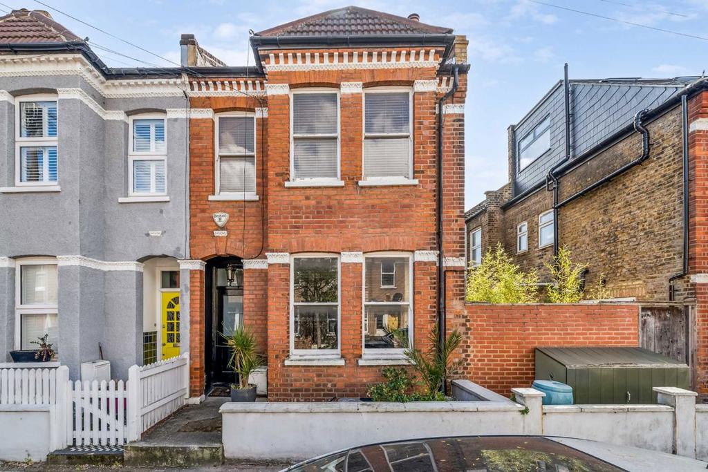 Leverson Street, London SW16 3 bed end of terrace house for sale - £800,000