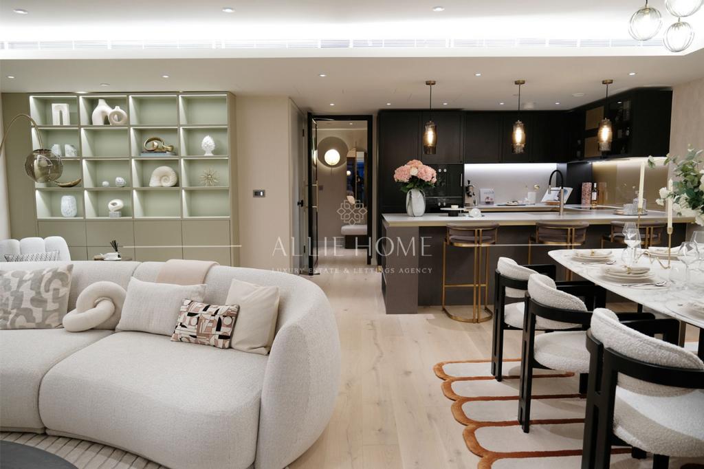 Chelsea Waterfront, London SW10 3 bed flat - £2,008,000