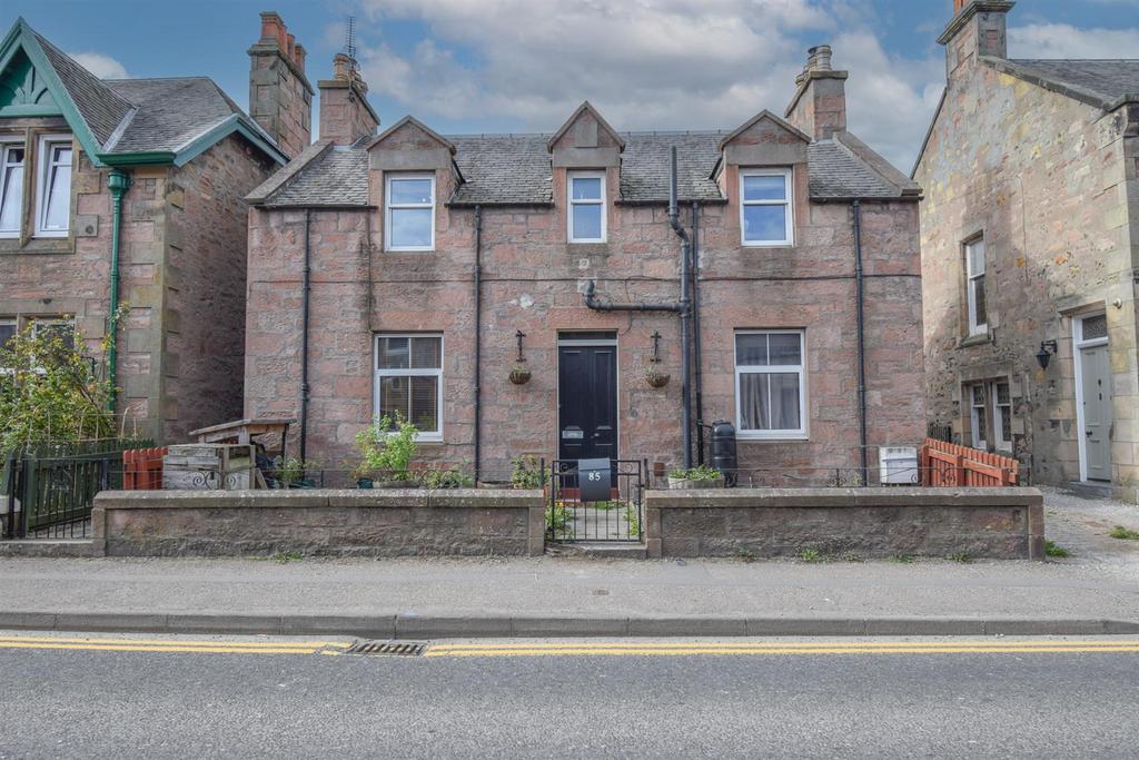 83 Kenneth Street, Inverness 2 bed flat - £153,000