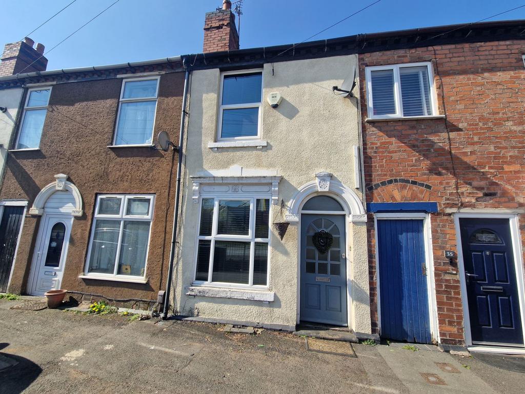 Dudley Road, Halesowen B63 2 bed terraced house - £189,950